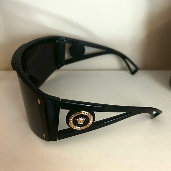 Versace | Accessories | Versace Ve 4393 Gb1w Black Plastic Shield Sunglasses | Poshmark